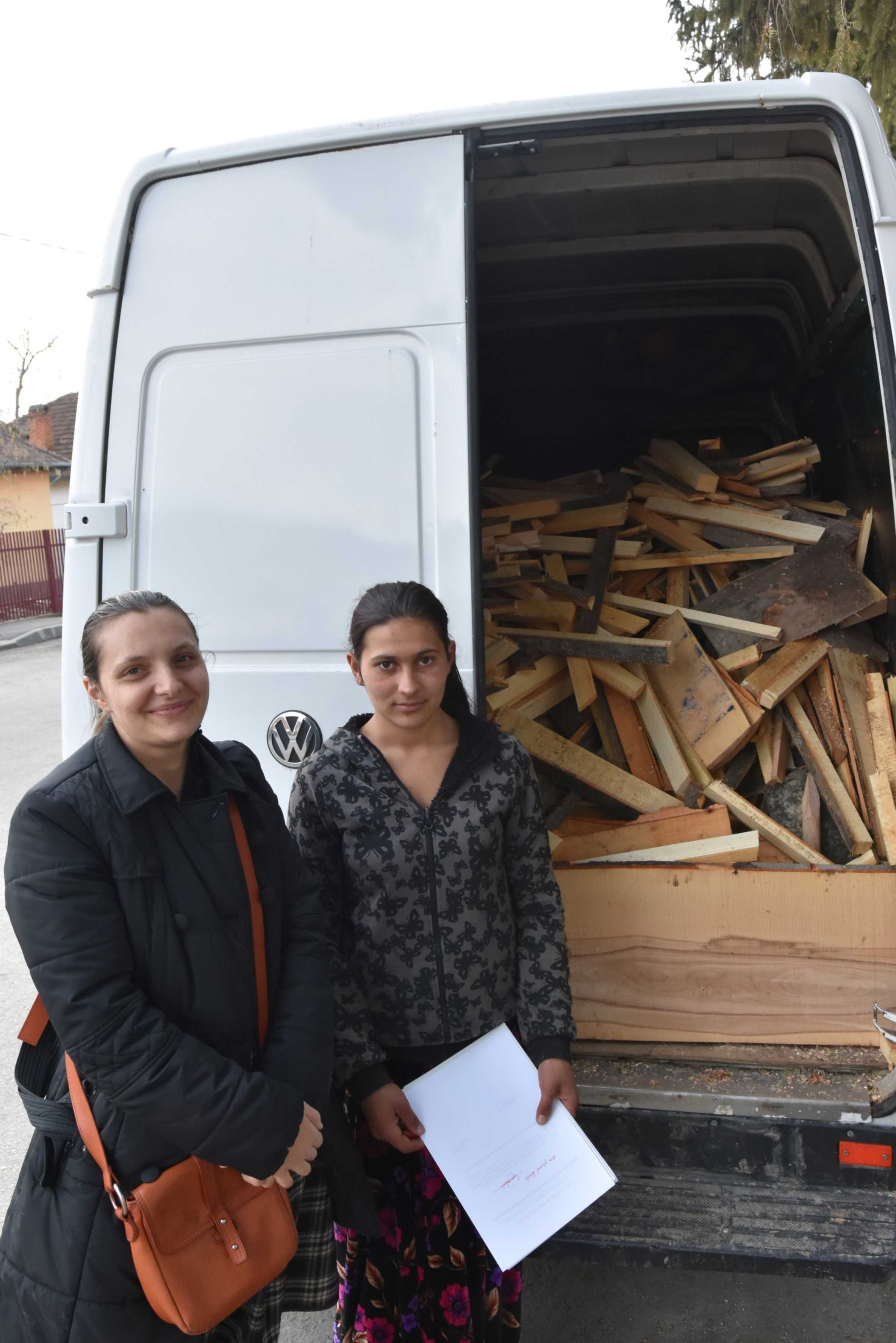Sprijin pentru o familie de rromi din Goranu | Arhiepiscopia Râmnicului