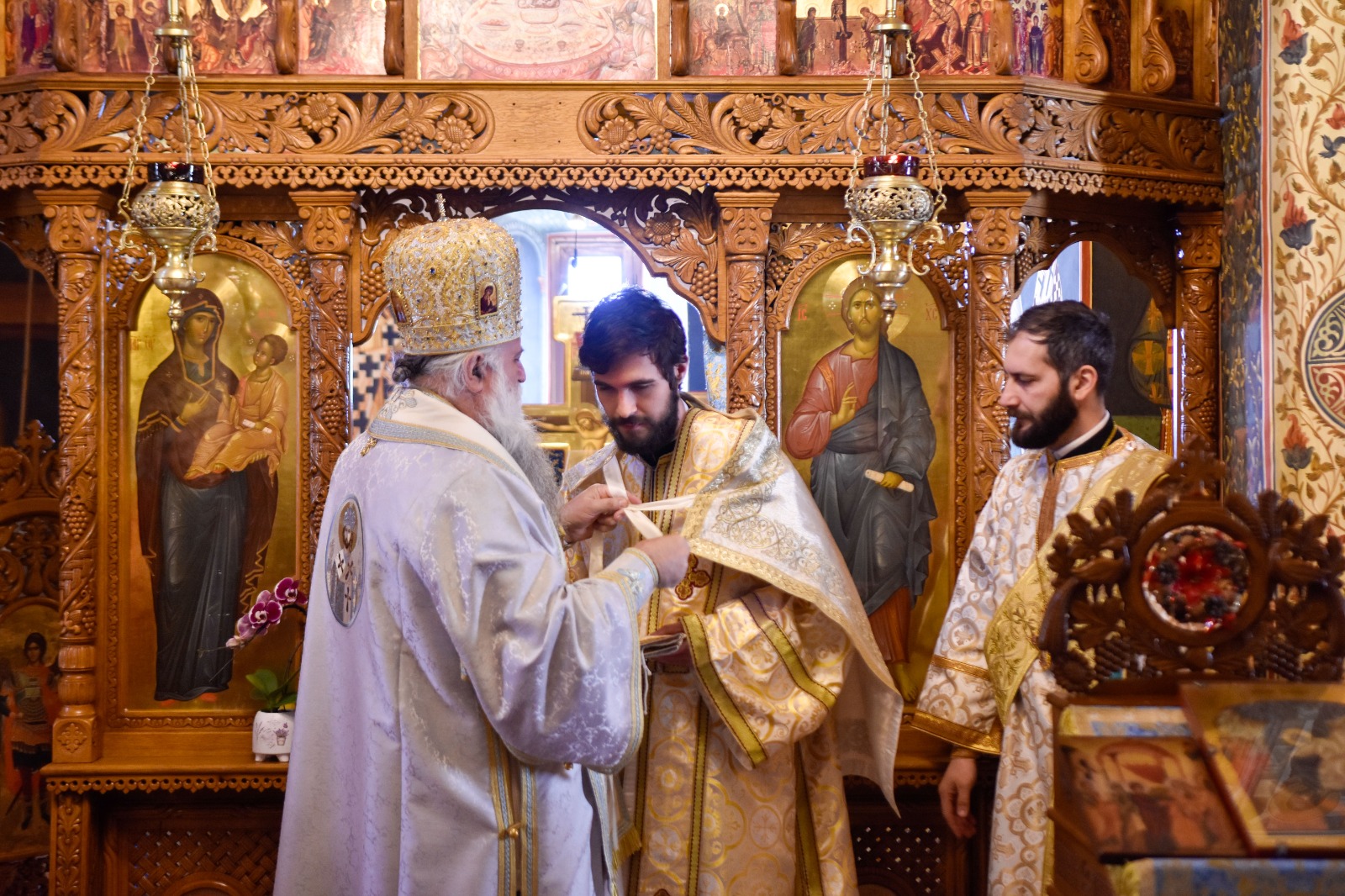 Înaltpreasfințitul Părinte Varsanufie: „Venirea în fire este începutul ...